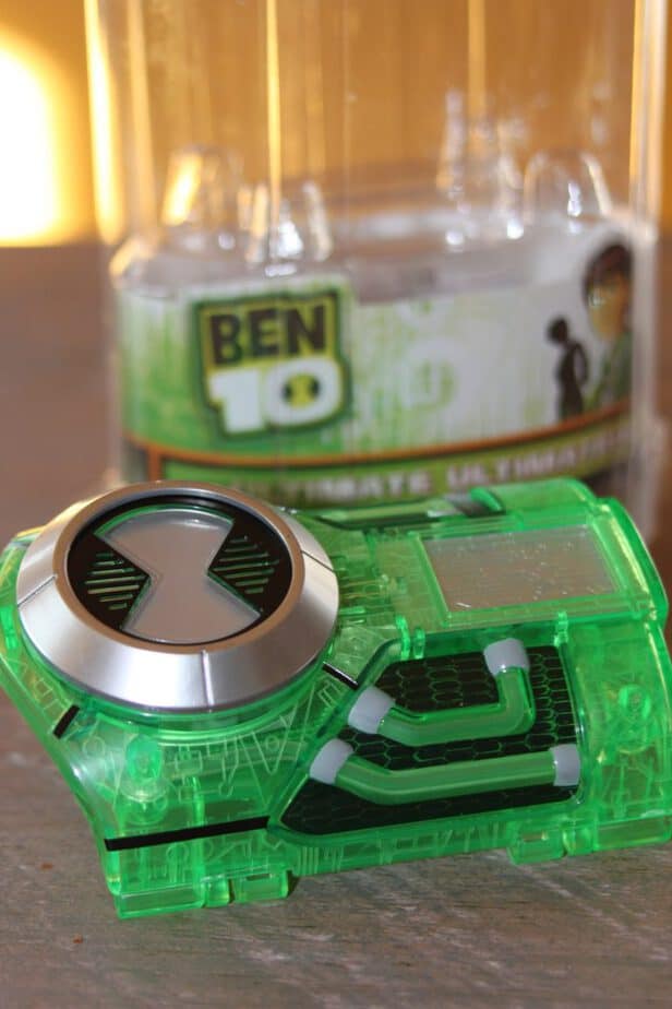 Ben 10 Tech Blaster and Ultimate Ultimatrix Review - This Mama Loves