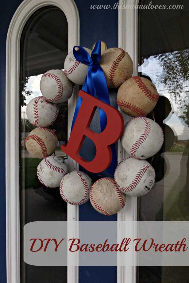 Baseball Decor - DIY Baseball Wreath