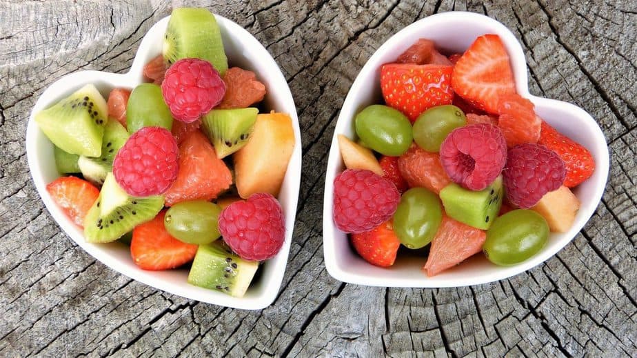 4 Simple Ideas To Make Fruit Appealing To Young Kids - This Mama Loves